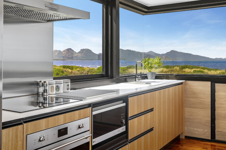 Elements - Dolphin Sands - Freycinet Holiday Houses - Self-Catering ...