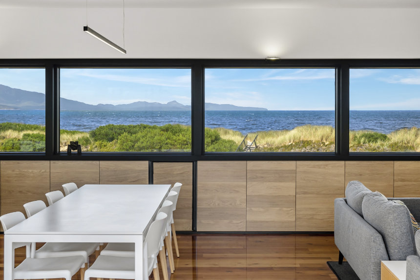 Elements - Dolphin Sands - Freycinet Holiday Houses - Self-Catering ...